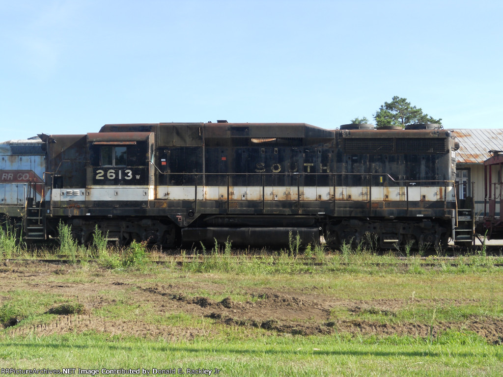 Carolina Southern GP30 2613